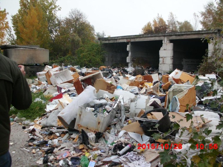 Zber odpadu z domácností s obsahom škodlivín - Petržalka Zber odpadu z domácností s obsahom škodlivín - Petržalka