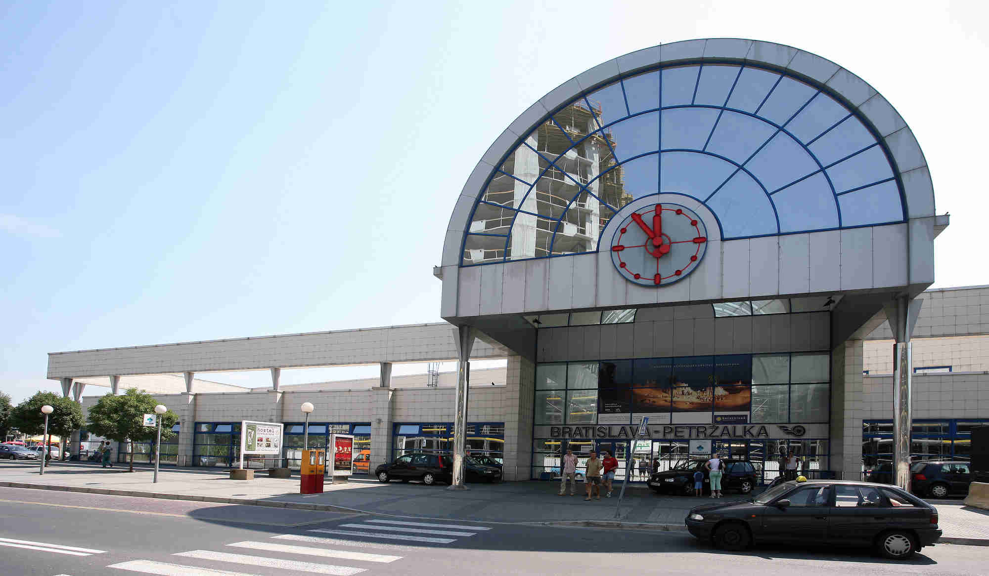 Železničná spoločnosť SR ruší osobnú vlakovú dopravu v ŽST Bratislava ...