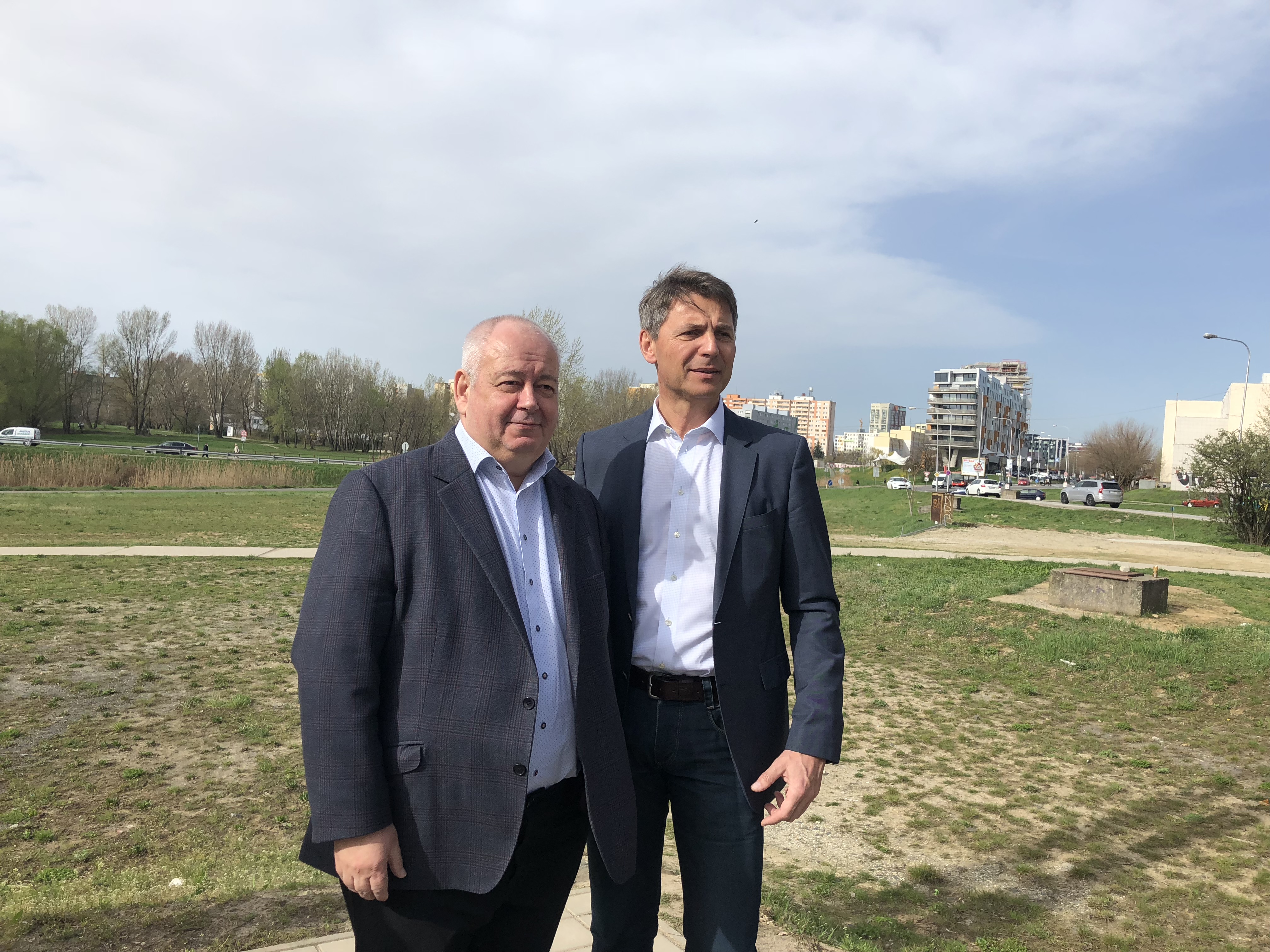 Električka je pre Petržalku prioritou - Petržalka